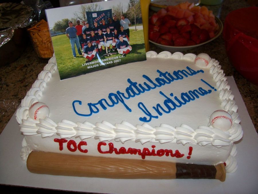 Baseball Cake With Bat - CakeCentral.com