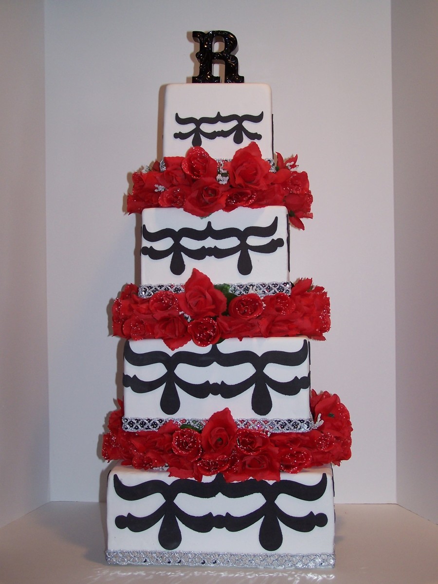 4 Tier Square With Spacers - CakeCentral.com