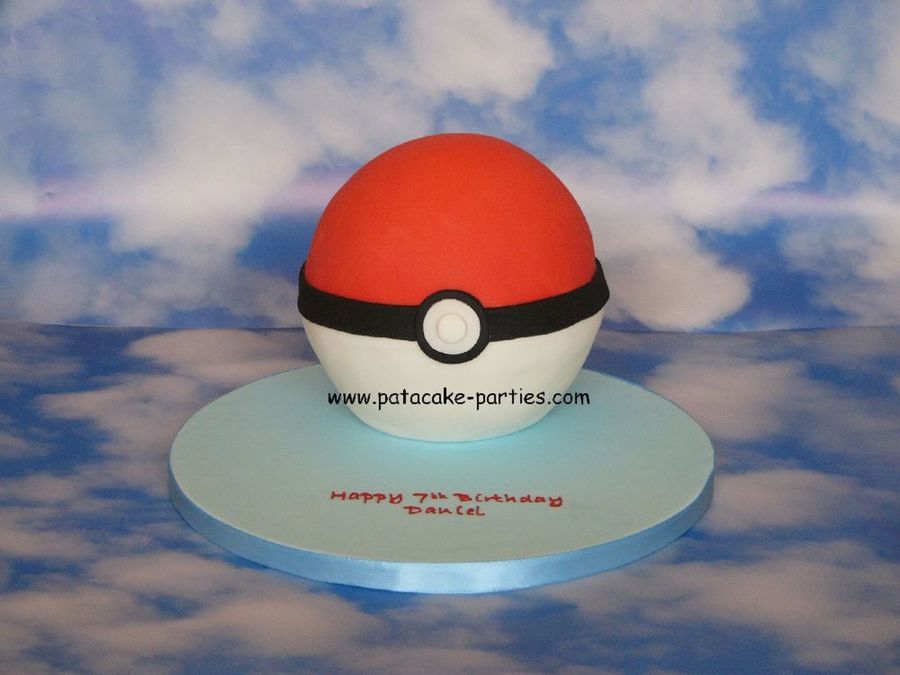 Pokemon Pokeball Cake - CakeCentral.com