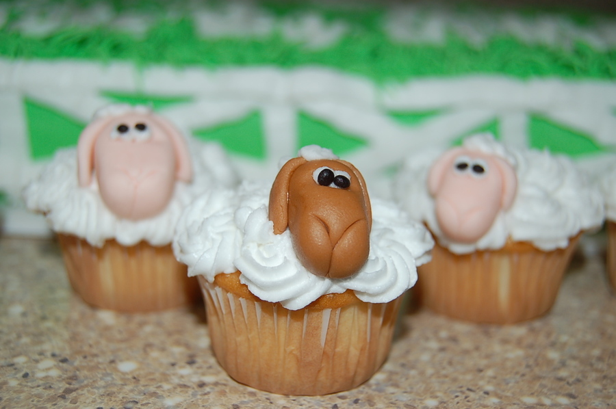 Flock Cake - CakeCentral.com