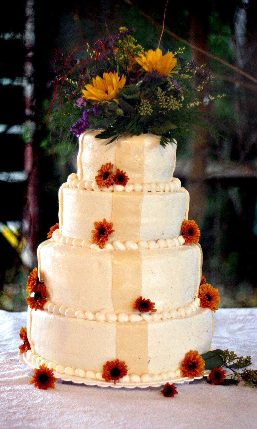 1St Outdoor Wedding Cake - CakeCentral.com