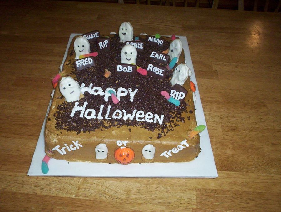 Halloween Cemetery - CakeCentral.com