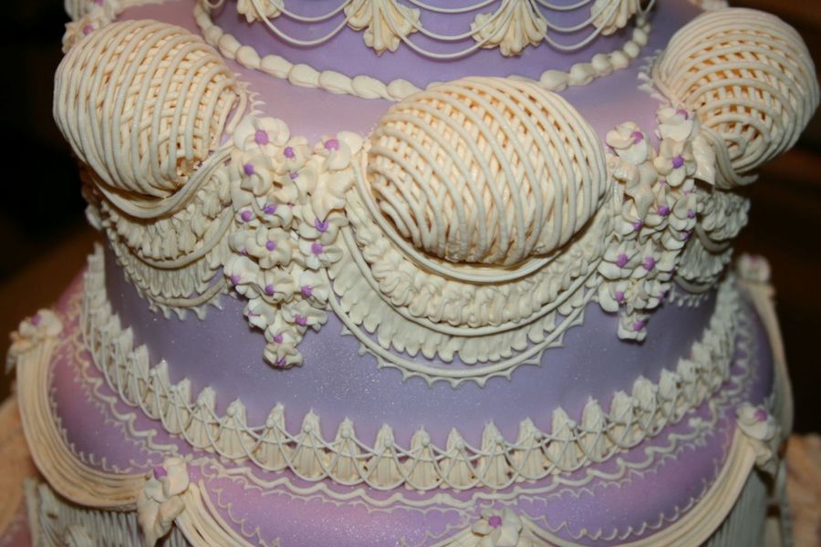 Lambeth/australian Technique - CakeCentral.com