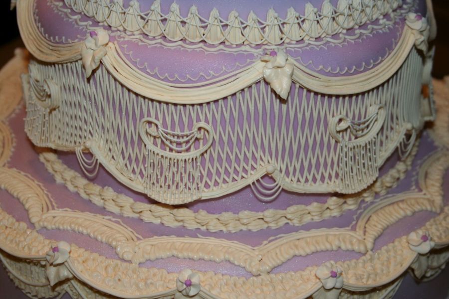 Lambeth/australian Technique - CakeCentral.com