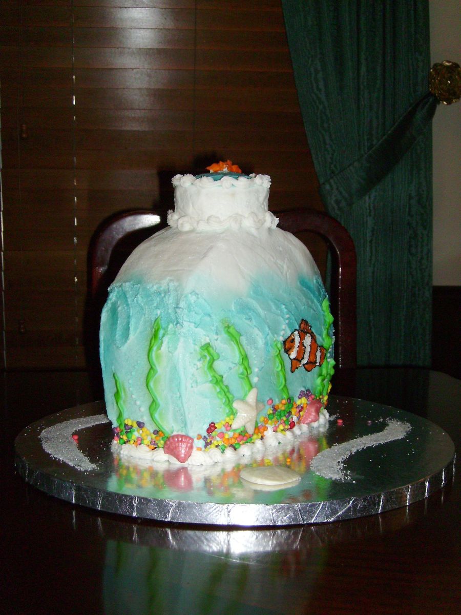 Aquarium Cake - CakeCentral.com