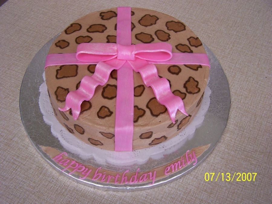 Leopard Print Cake - CakeCentral.com