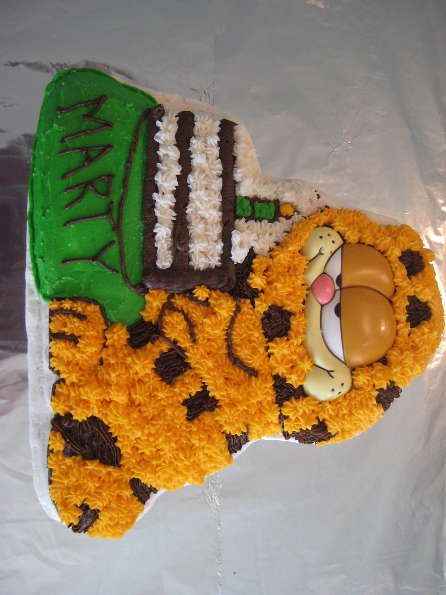 Garfield Cake - CakeCentral.com
