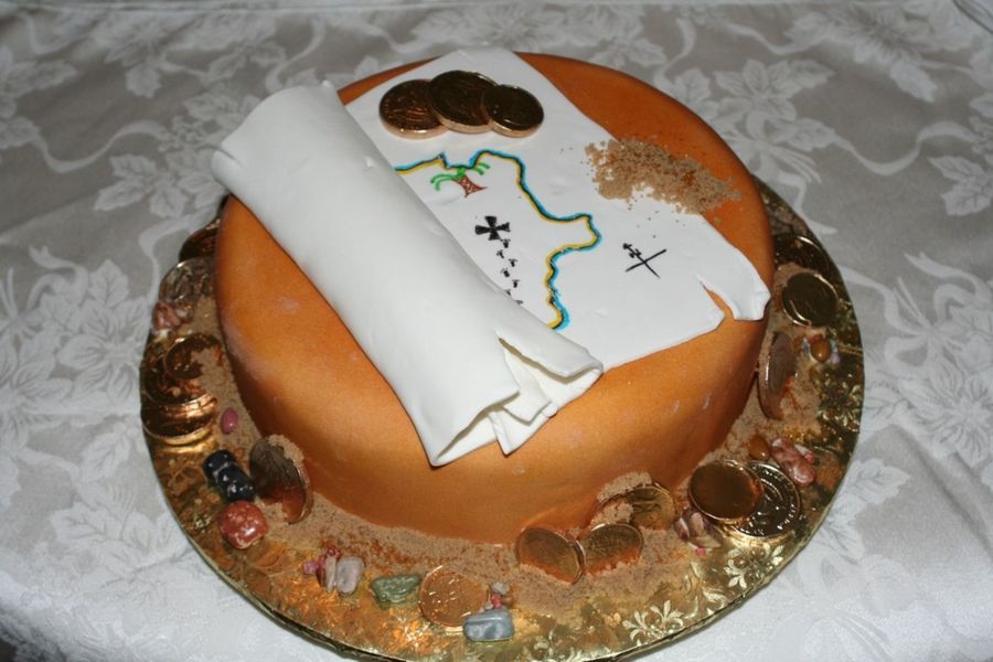 Pirate Treasure Map Cake - CakeCentral.com