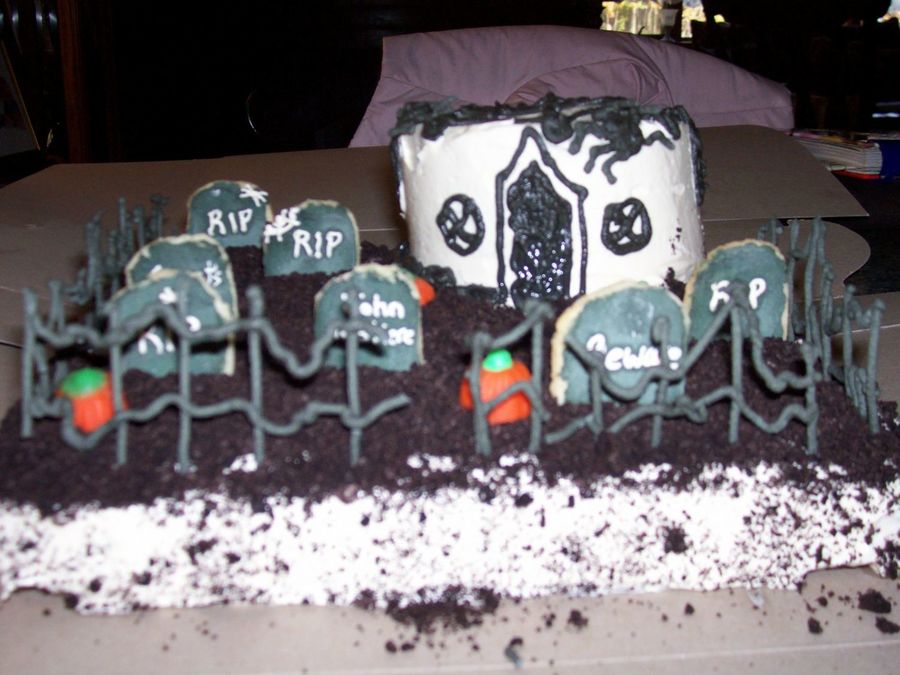 Spiders Cemetery - CakeCentral.com