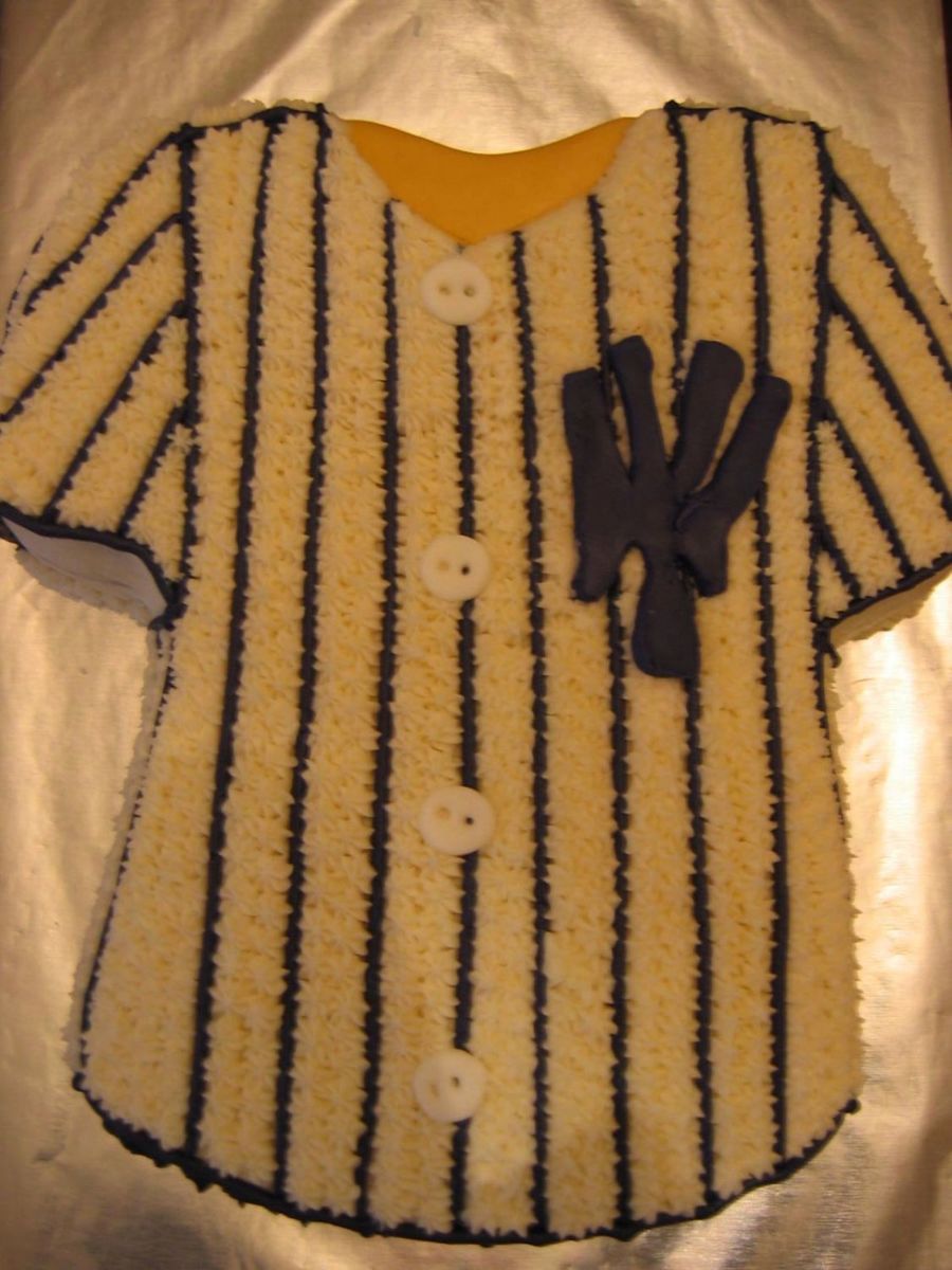 Yankee's Jersey - CakeCentral.com