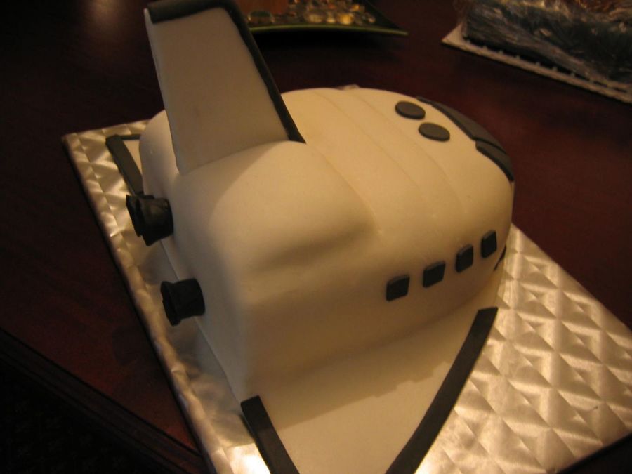 Space Shuttle - CakeCentral.com