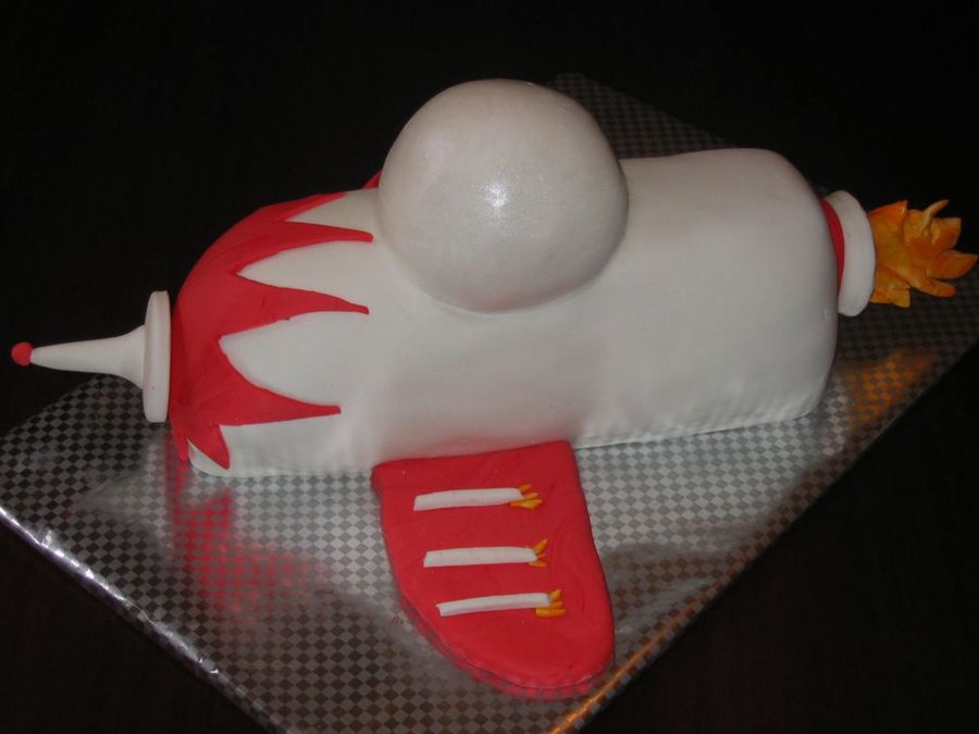 Cartoon Rocket Ship - CakeCentral.com