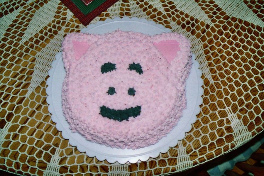 Pig Cake - CakeCentral.com