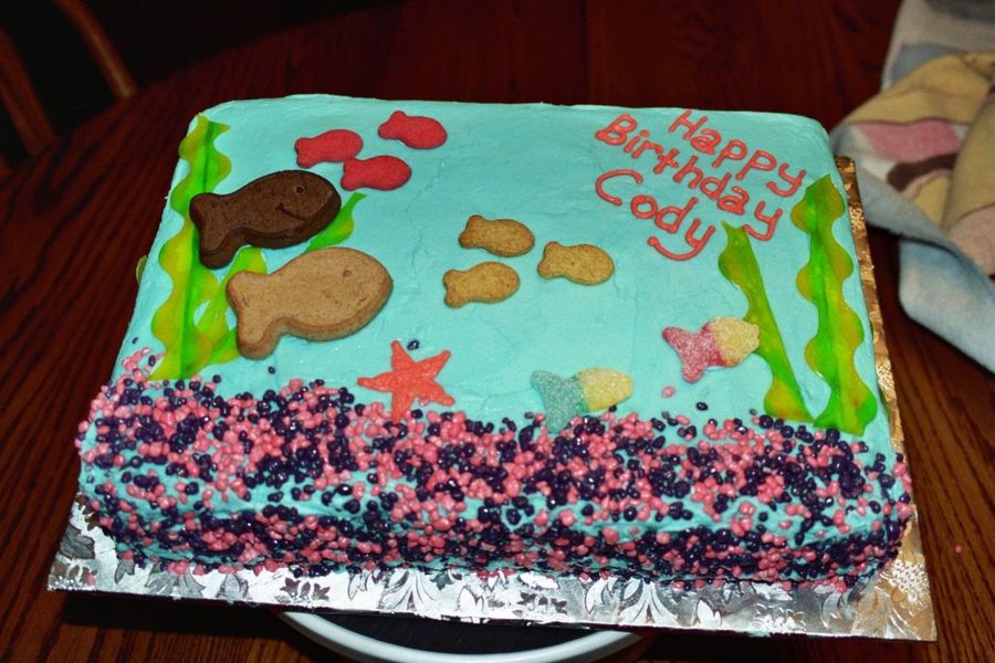 Fish Tank Cake - CakeCentral.com