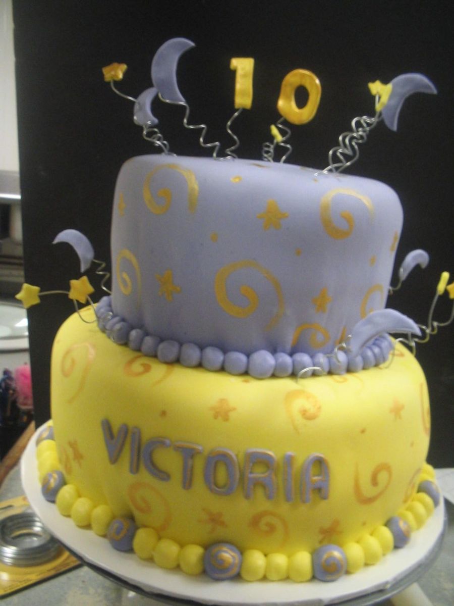 Moon & Stars Cake - CakeCentral.com