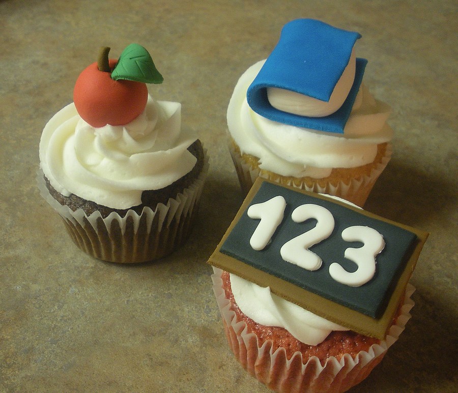 Teacher Appreciation Cupcakes - CakeCentral.com
