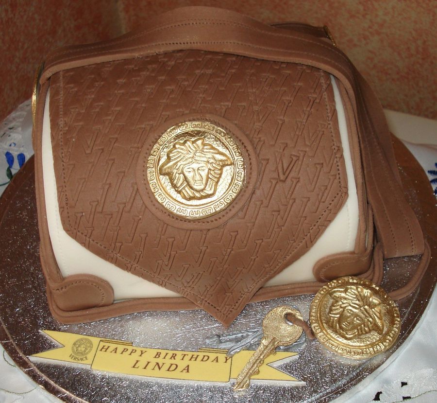 Versace_Purse_Cake.jpg - CakeCentral.com