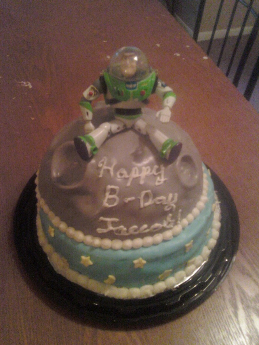 Buzz Lightyear Cake - CakeCentral.com