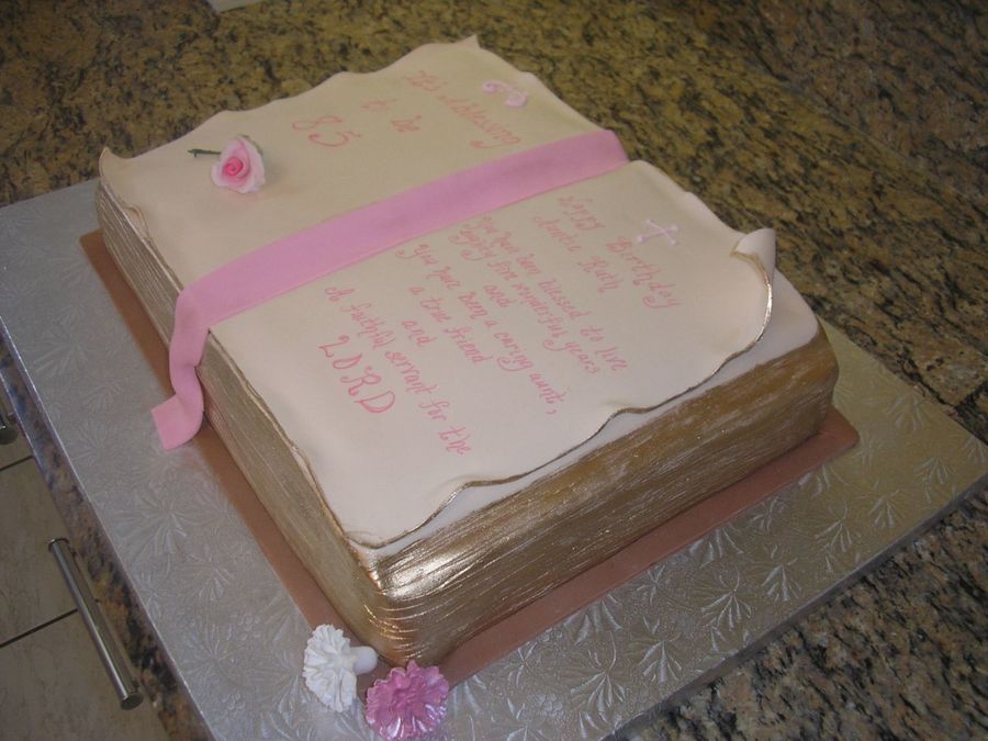 Open Book - CakeCentral.com