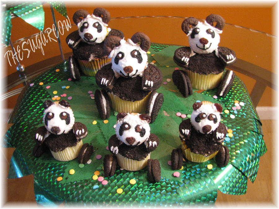 Family Panda Bears - CakeCentral.com
