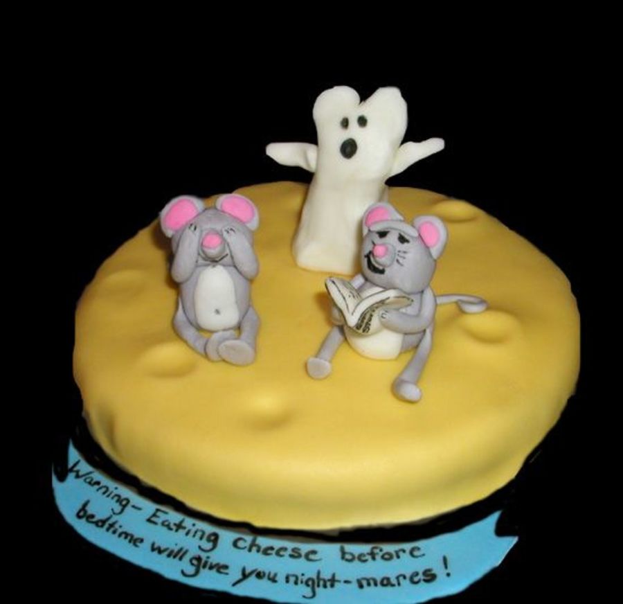 Bedtime Story; Halloween - CakeCentral.com