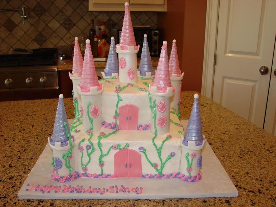 Birthday Castle Cake - CakeCentral.com