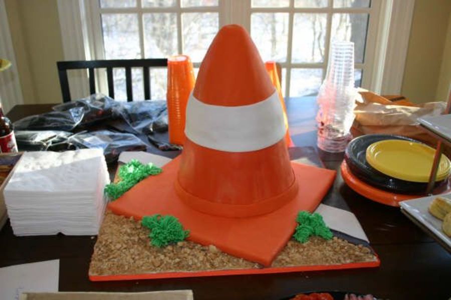 Construction Cone Birthday Cake - CakeCentral.com