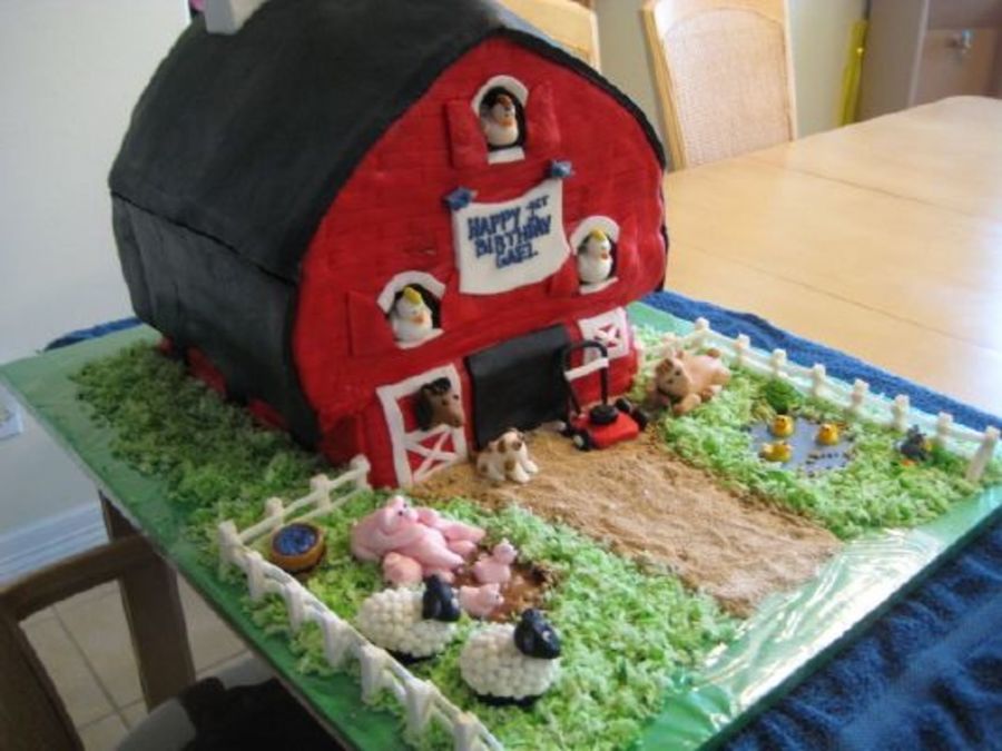 Barn Cake - CakeCentral.com