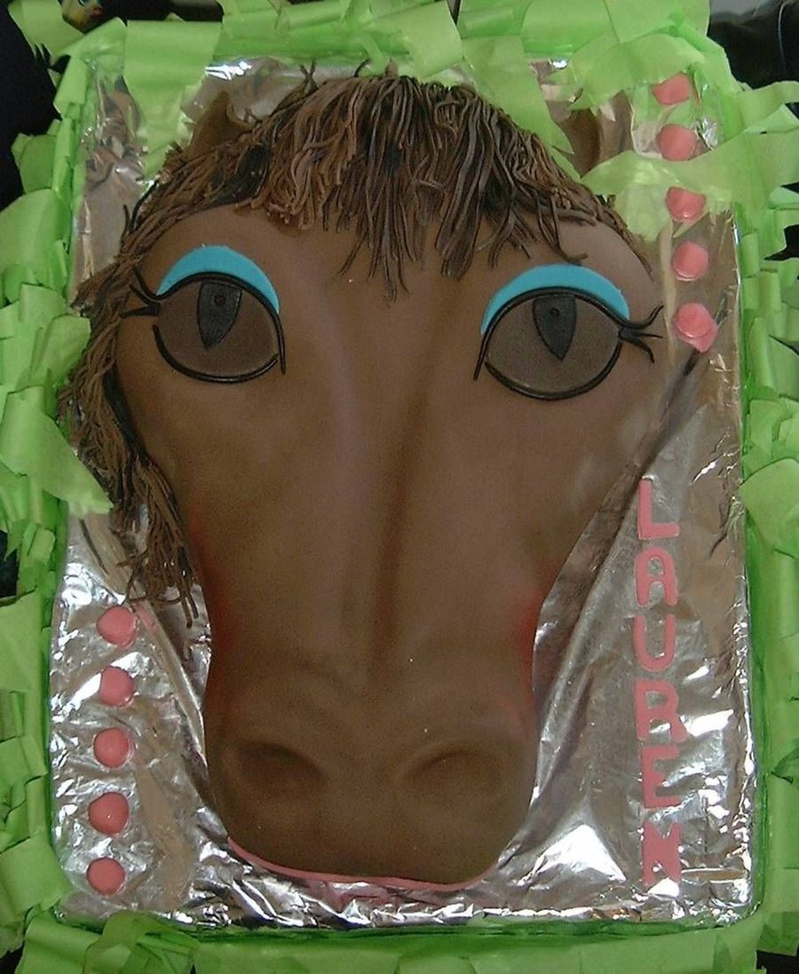 Horses's Head - CakeCentral.com
