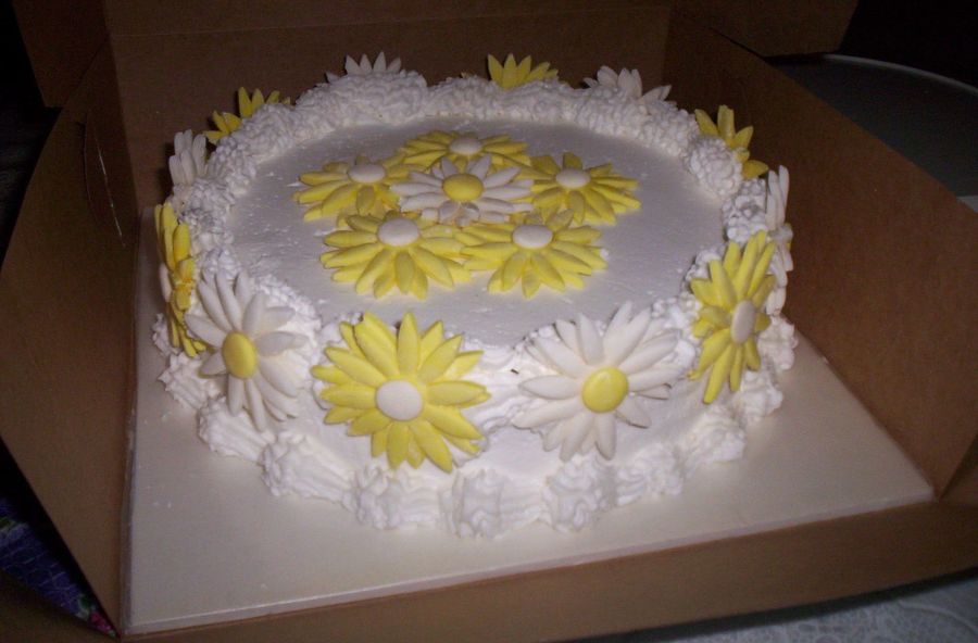 Daisy Cake - CakeCentral.com