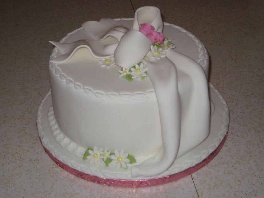 Bows And Drapes - CakeCentral.com