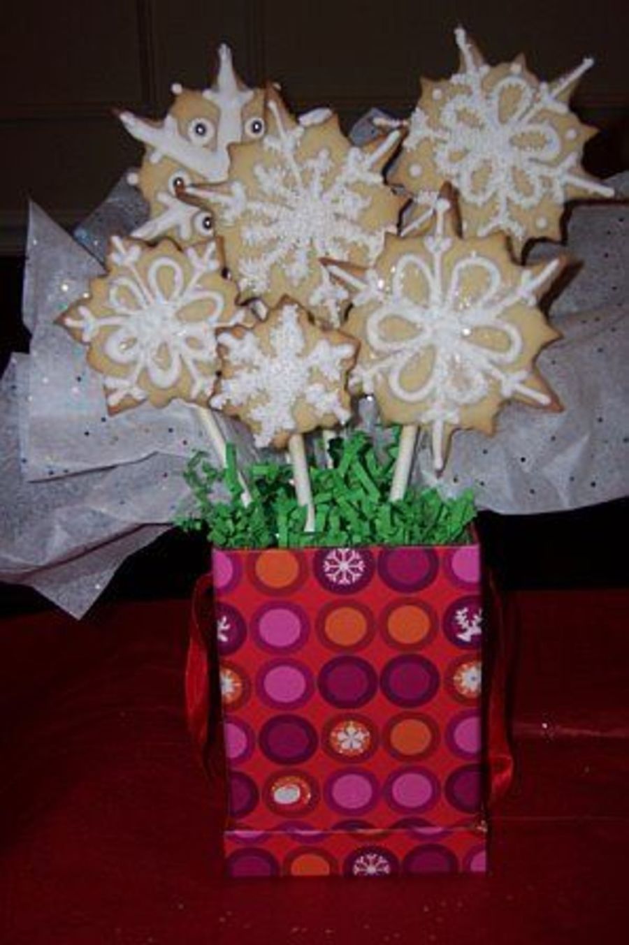 Snowflake Bouquet - CakeCentral.com