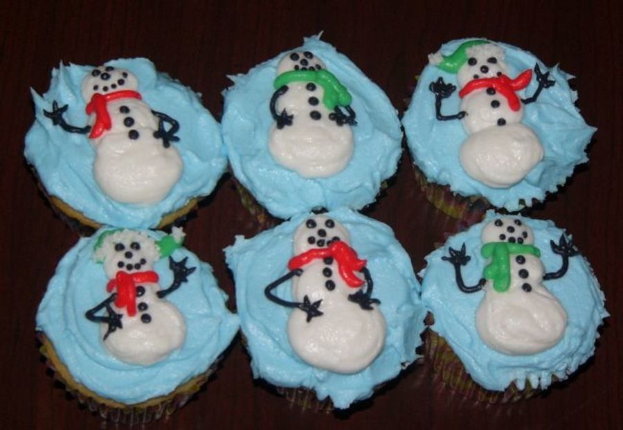 Snowmen Cupcakes - CakeCentral.com