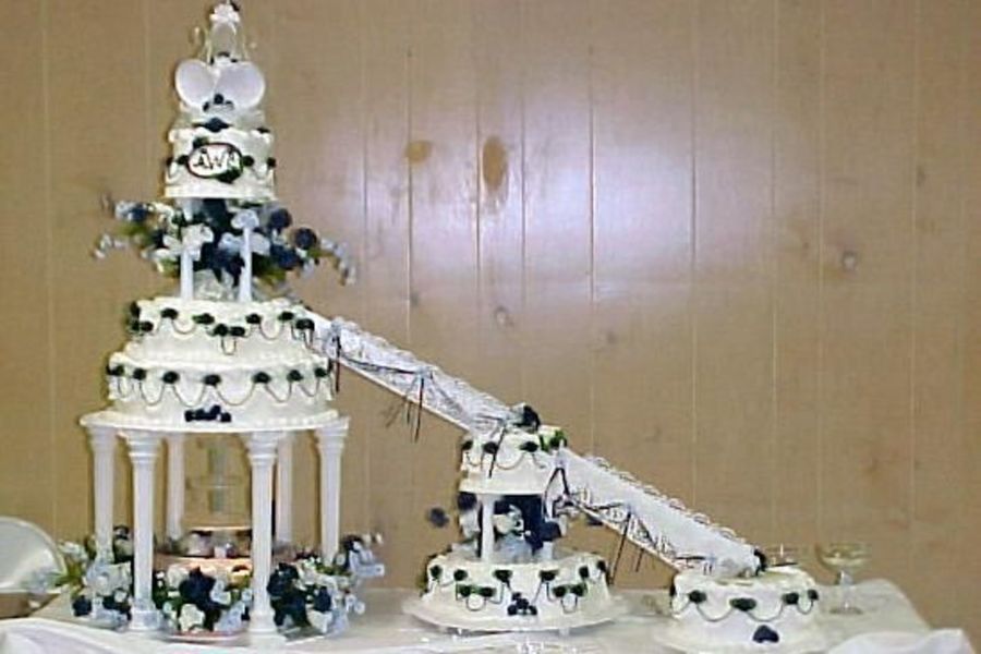 Wedding Cake With Staircase And Fountain - CakeCentral.com