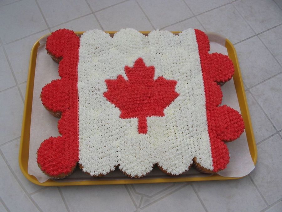 Canada Day Cupcake Cake - CakeCentral.com
