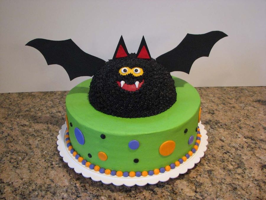 Bat Cake - CakeCentral.com