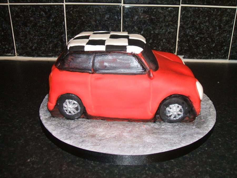 Mini Car Cake - CakeCentral.com