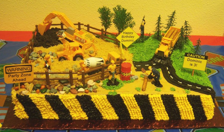 Construction Site Birthday Cake - CakeCentral.com