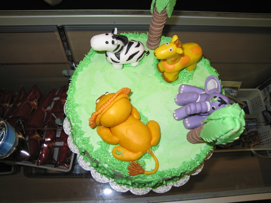 Jungle Animals Cake - CakeCentral.com