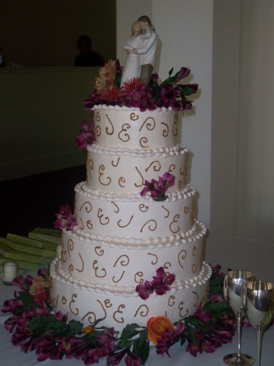 Stylized Monogram - CakeCentral.com