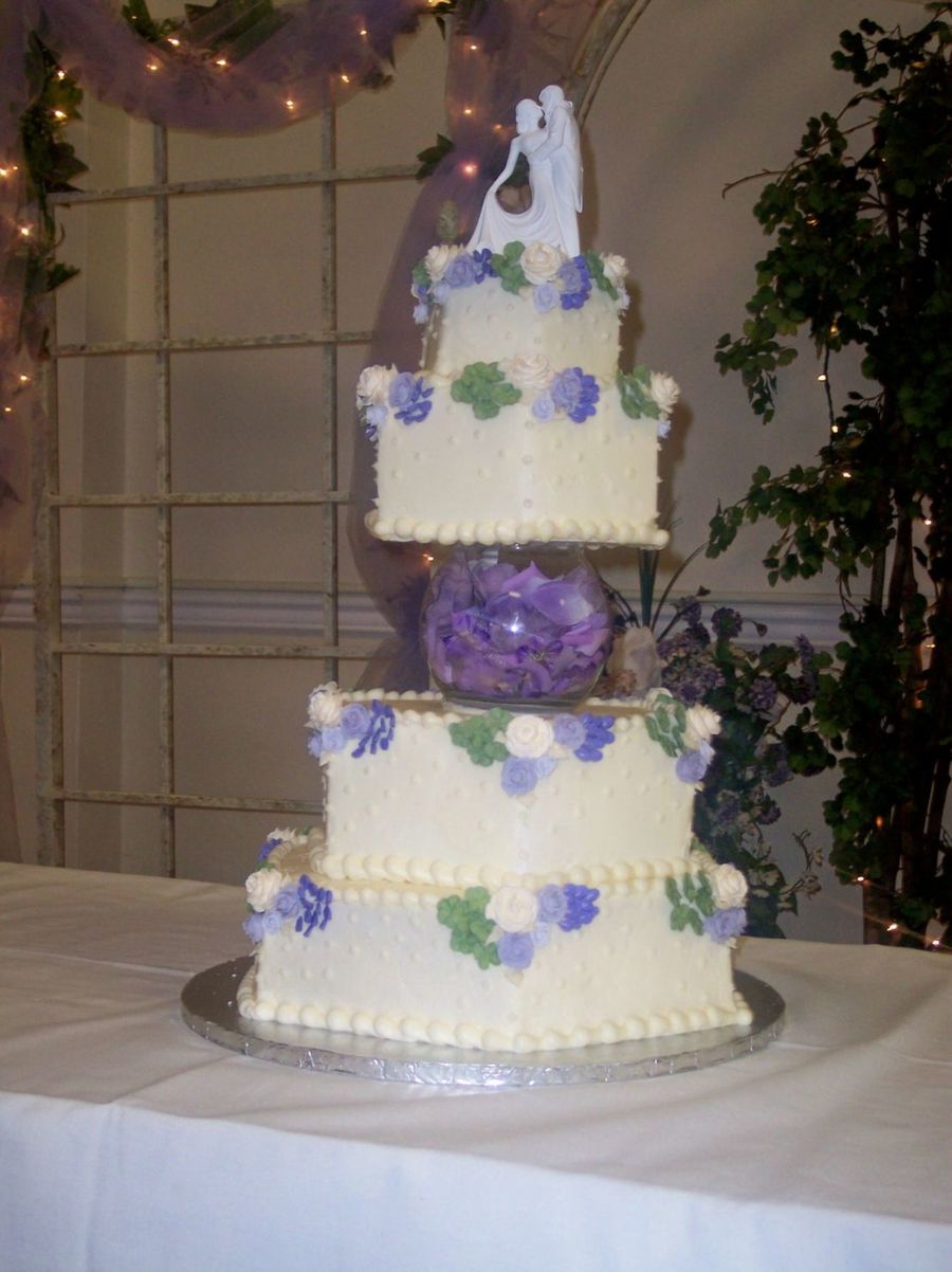 Hexagon With Royal Flowers - CakeCentral.com