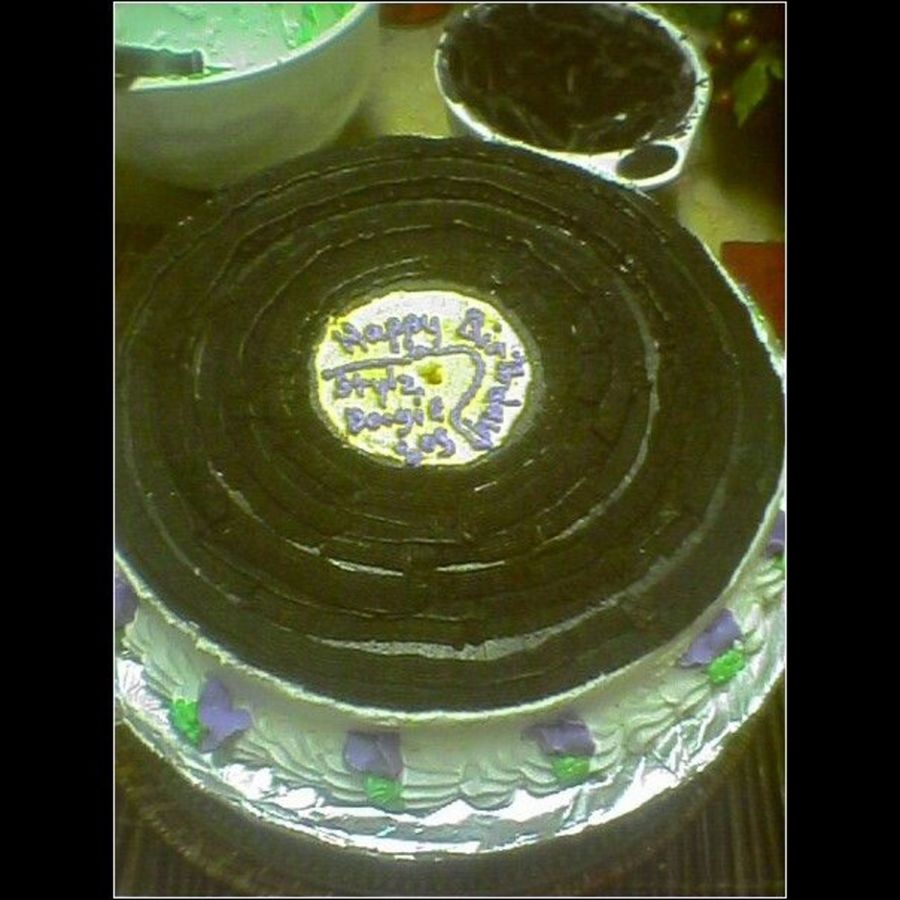 Record Cake - CakeCentral.com