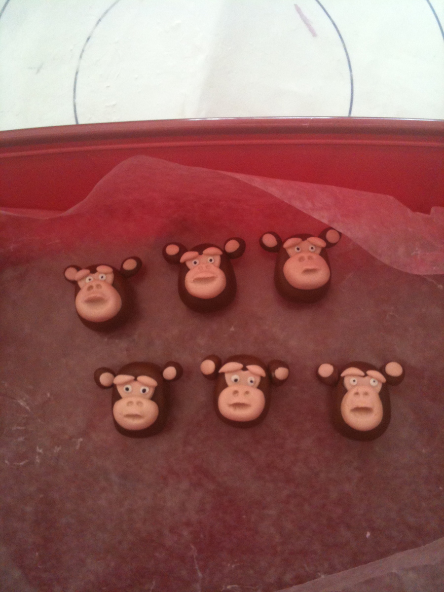 Mod Monkey Birthday Cake - CakeCentral.com