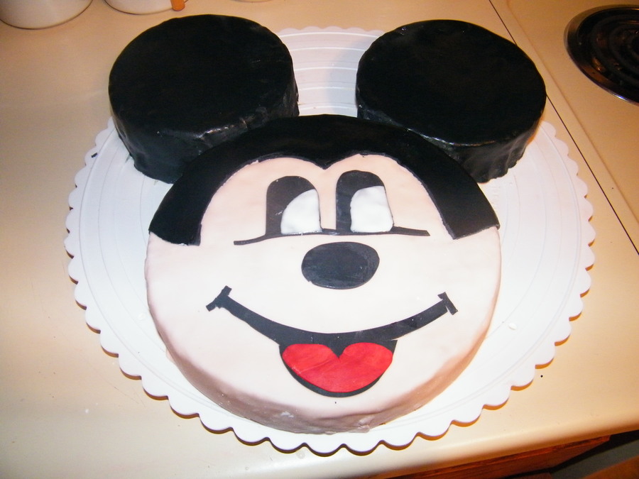 Mickey Mouse - CakeCentral.com
