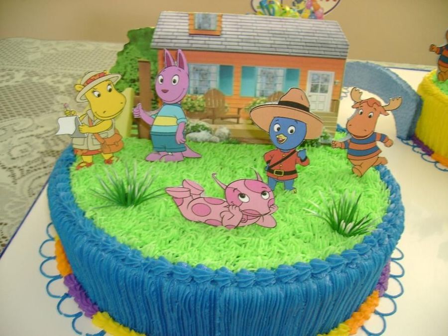 Close Up Of One Of The Cakes Of The Backyardigans - CakeCentral.com