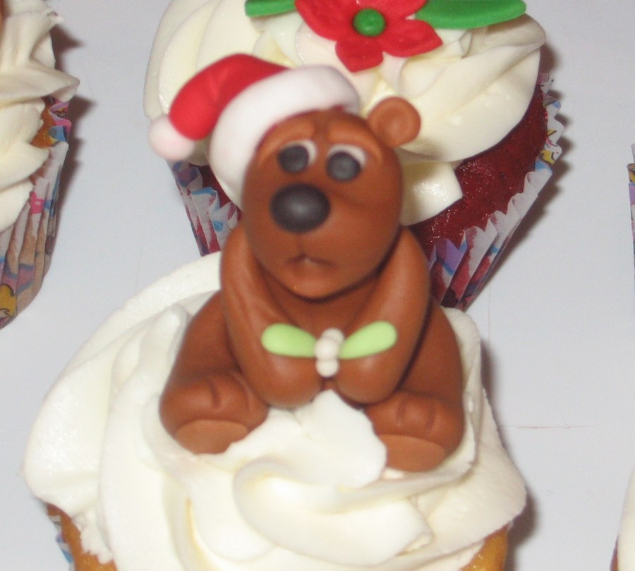 Christmas Cupcakes - CakeCentral.com