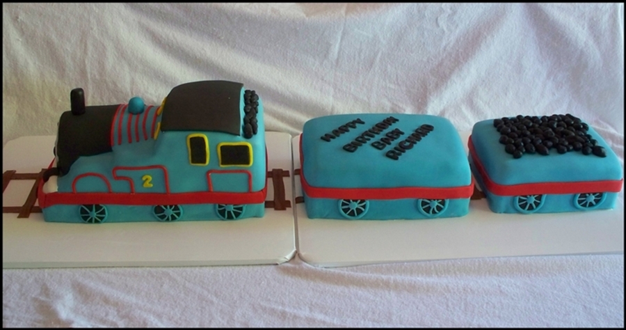 Thomas The Train - CakeCentral.com