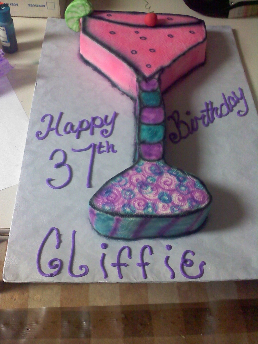 Cosmo Cake - CakeCentral.com