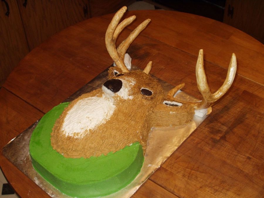 Mounted Deer Head - CakeCentral.com