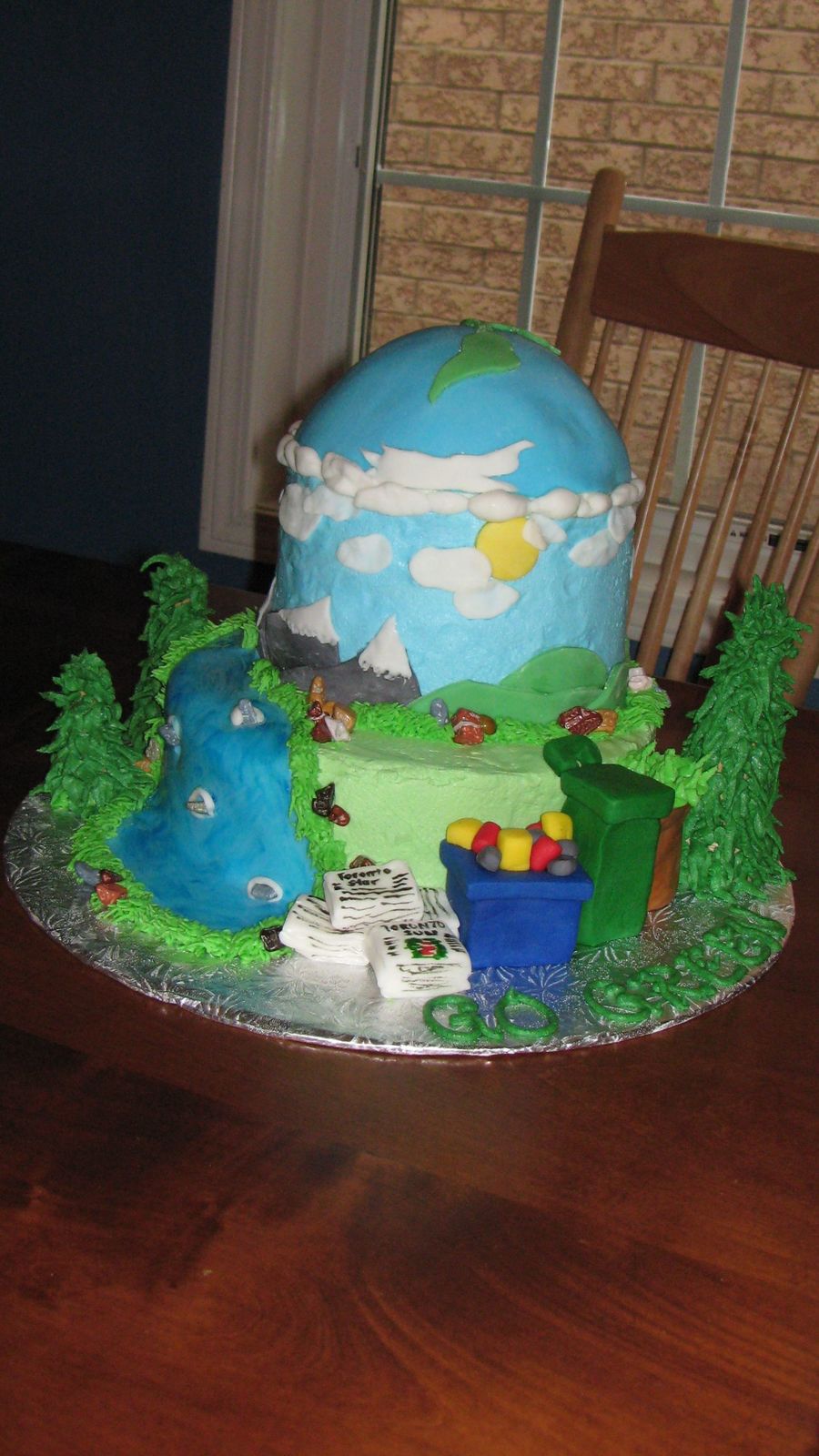 1St Prize Cake - Go Green - CakeCentral.com